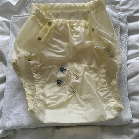 Media Pin Diaperpinme