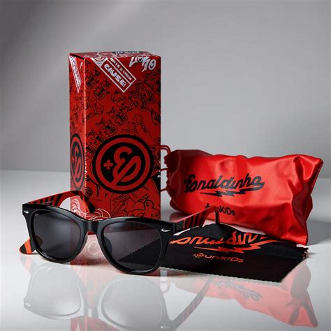 A Hello Kitty Não é Uma Gata 26 Curiosidades Sobre A Hello Kitty