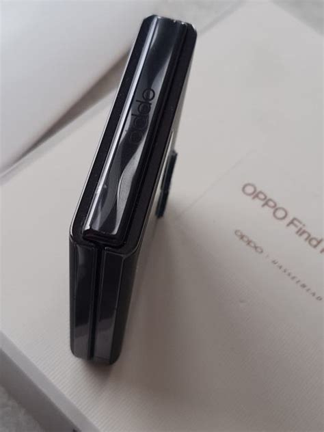 Oppo Find N Flip Sklopivi Mobitel Kao Samsung Flip Kompletan Set