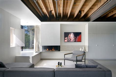 Darcy Jones Architects Overhauls Condemned Vancouver House