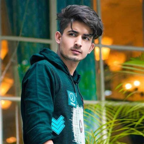 Kunal Tomar Biography Height Weight Age Instagram Girlfriend