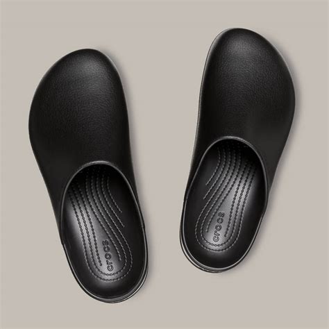 Crocs Dylan Clog Black Journeys