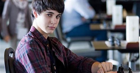 El Intrigante Thriller En Torno Al Ajedrez Y Con Relación A La Perversidad Humana Que Debes Ver