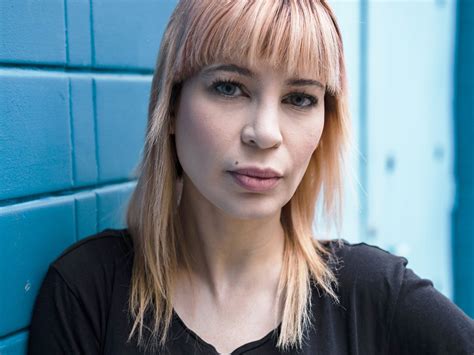 Amazing Tips About How To Keep Bangs From Separating Officermember29