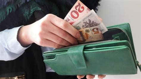 საქართველოში კაცების საშუალო ხელფასი ქალებისაზე 823 ლარით მეტია საქსტატი Metronome Ge