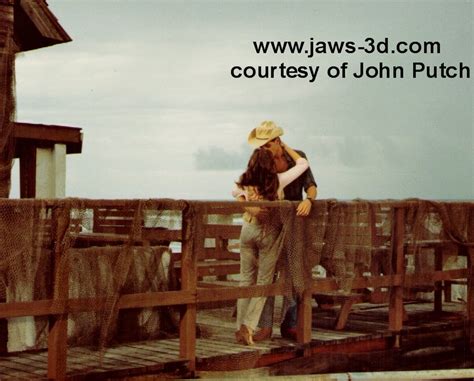Lea Thompson Jaws 3d