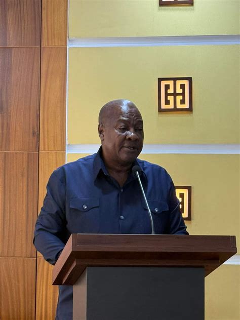 President Mahama Submits Asset Declaration Form To Auditor General 18
