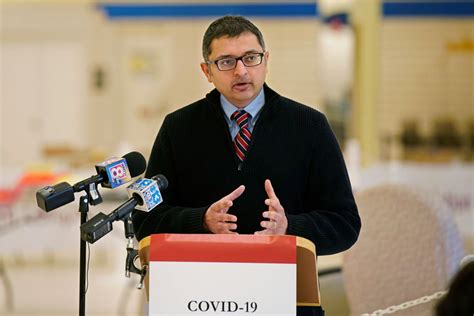 Dr Nirav Shah To Join Colby College Faculty Colby News