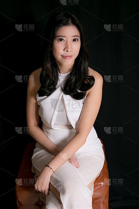 美丽的亚洲女商人