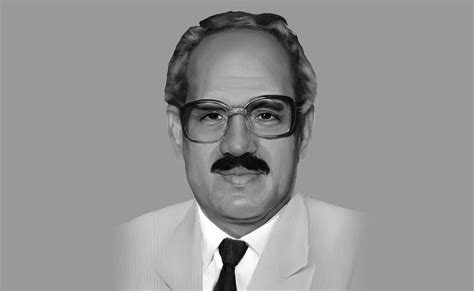 الكاتب والمفكر البحريني الدكتور محمد جابر الأنصاري في ذمة الله صحيفة