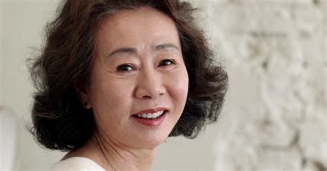 윤여정 5년 몸담은 후크엔터 떠난다계약 종료 공식 윤여정 5년 몸담은 후크엔터 떠난다계약 종료 공식