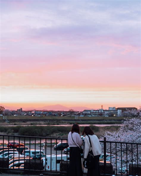 【伊勢フォト観光pr】 伊勢市観光協会青年部 伊勢の秋 📍三重県伊勢市の風景 太陽が綺麗に降り注ぐ松下社 ヒト 優しさ 自然 を感じて