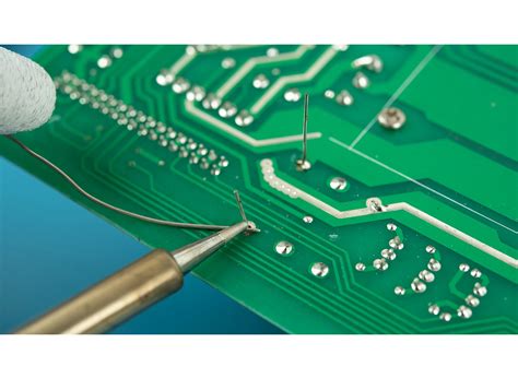 Bt103 How To Solder Through Hole Components Microlek Skills Academy