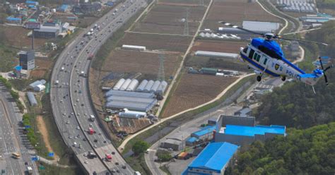 버스전용차로에 전기차 허용하자 제안에경찰 허용 어렵다