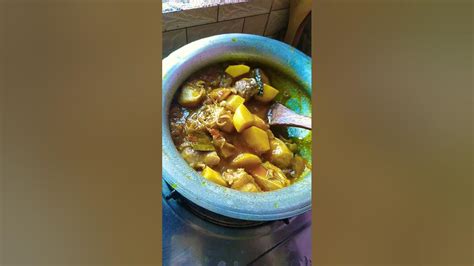 আলু আর বয়লার মুরগির ঝোল Youtube