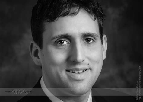 Better Portraits For Social Media 403 615 3708 Calgary Headshot