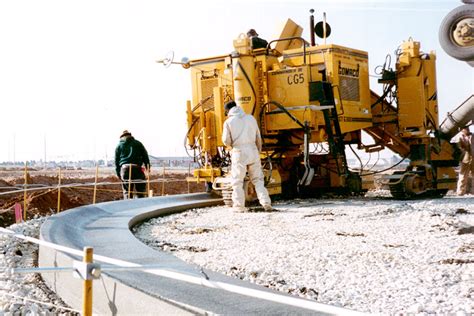 Gomaco Manufacturer Of Concrete Slipform Paving Equipment Sensor Line