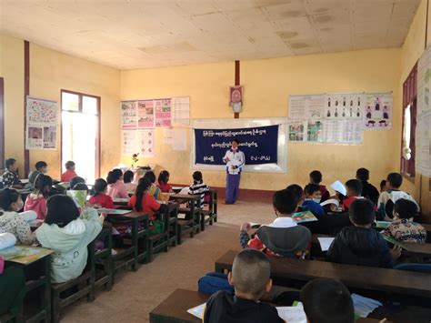 မိုင်းစံမြို့ အ ထ ကတွင် နယ်လှည့်စာကြည့်တိုက်လုပ်ငန်း ကွင်းဆင်းဆောင်ရွက် Information And Public