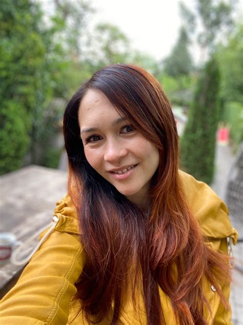 Elena Van Engelen Maslova Medium