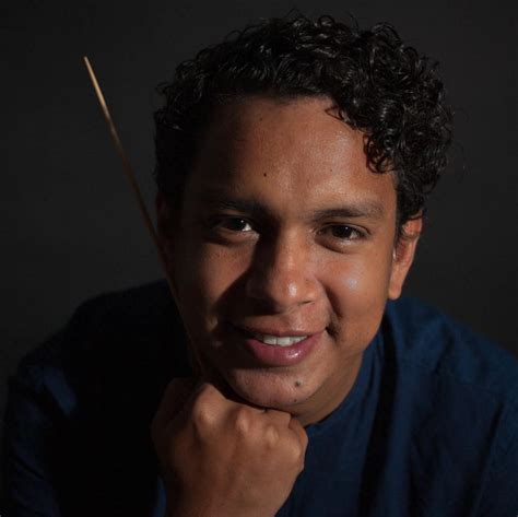 Sebastian Serrano Ayala • Conductor