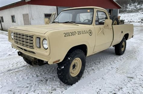 Dodge WC-Series W200 Nato militär pickup sälj - såld eller borttagen