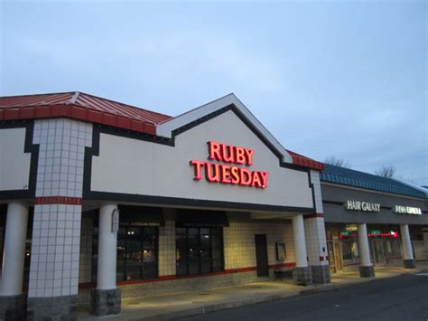 Ruby Tuesday Ark Signs