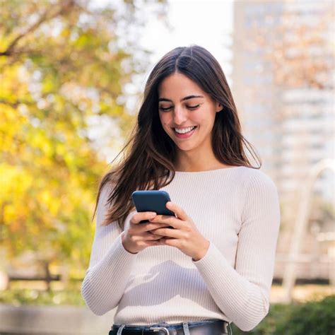 4 Subtle Feminine Traits That Have A Powerful Effect On Men According To Experts Yourtango