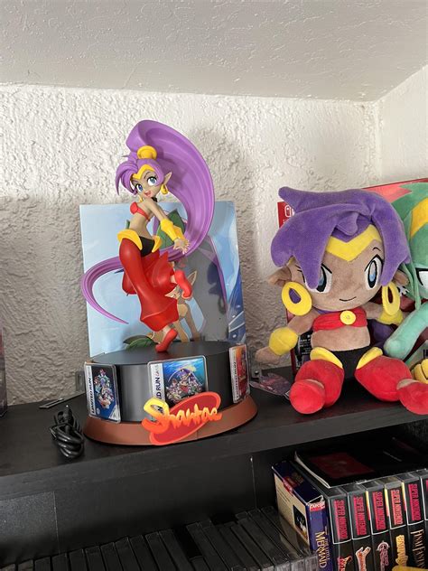 Shantae Statue R Shantae