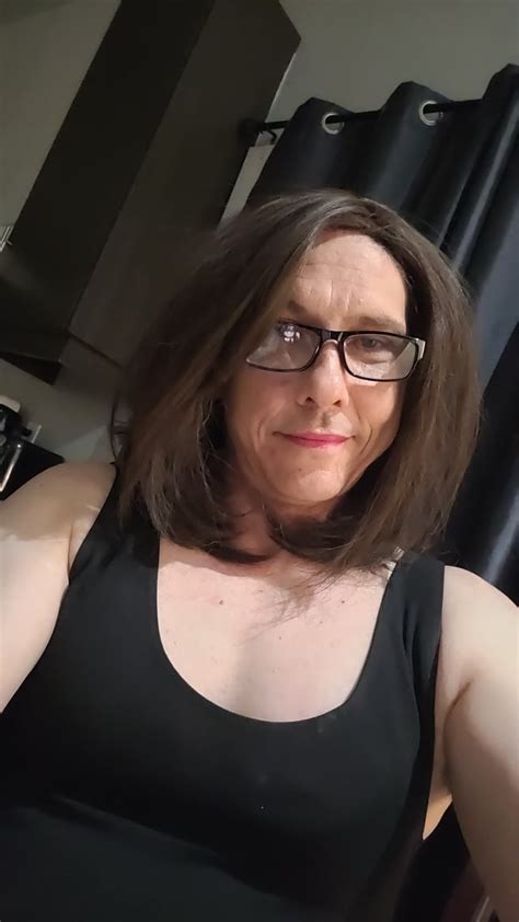 Im Annie R Straighttosissy