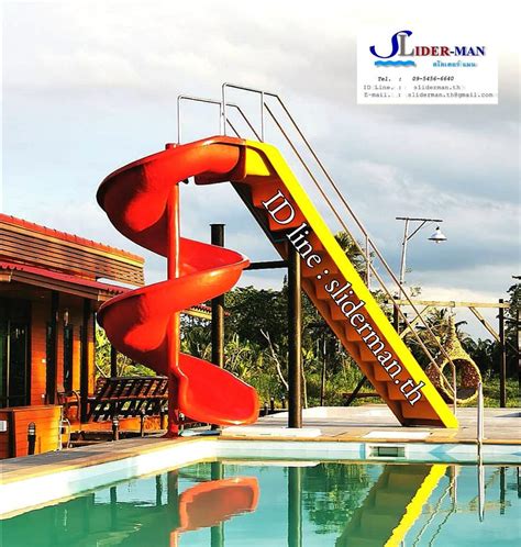 ทีมงาน รับติดตั้ง สไลเดอร์สระว่ายน้ำ By Slider Man
