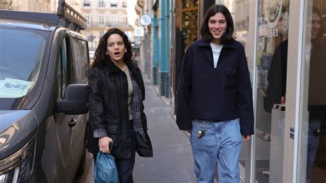 En ImÁgenes París Escenario De La Complicidad Entre Rosalía Y Loli Bahía
