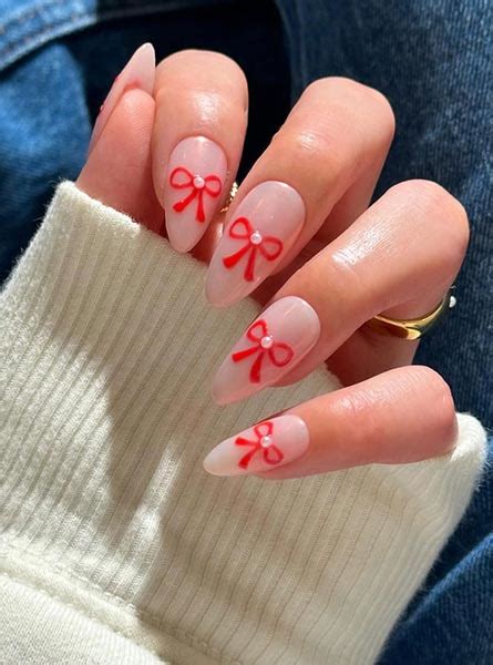 ۸۰ طرح ناخن ۱۴۰۳ جذاب ترین ایده های رنگ ناخن سال ۱۴۰۳ رز سرخ