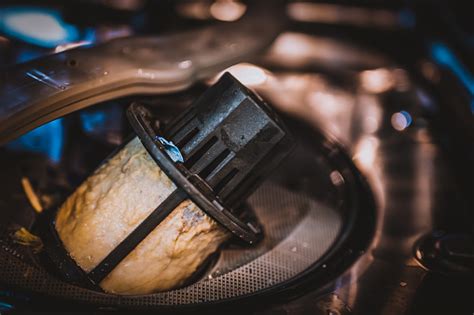 유지 보수 및 청소를 위해 제거 된 식기 세척기 필터를 코팅하는 음식 및 때 0명에 대한 스톡 사진 및 기타 이미지 0명 개선 깨끗한 Istock