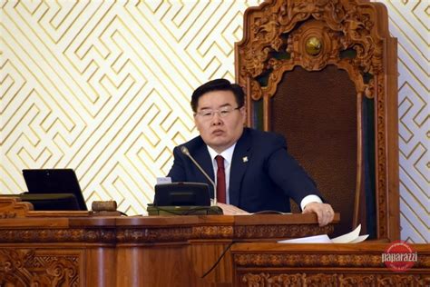 УИХ ын дарга Г Занданшатар нүүрсний хулгайн асуудлаар олон нийтийн нээлттэй сонсгол зохион