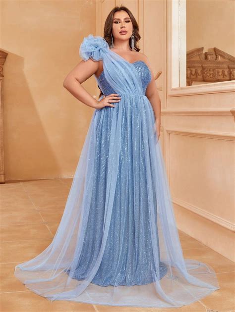 فساتين السهرة و الحفلة الراقصة مقاسات كبيرة شي إن