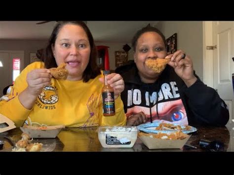 Trying @Bloveslife New smackalicious hot sauce - YouTube