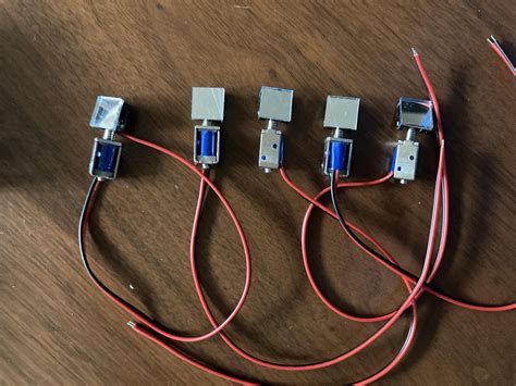 Digital Mirror Device Macroscale Model 6 Steps With Pictures Instructables