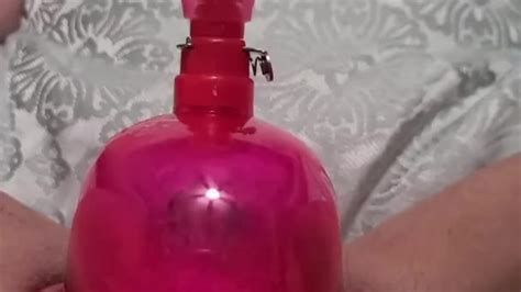 Pumping Up Pussy And Clit With Pussy Pump Making Her Swell Kostenloses Sex Video Redtube