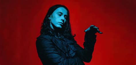 FALLING IN REVERSE Shares Video For Im Not A Vampire Revamped