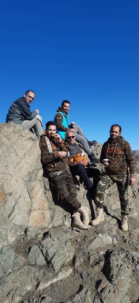 یک روز زمستانی در ارتفاعات البرز از سمت عظیمیه کرج Climbers Winter