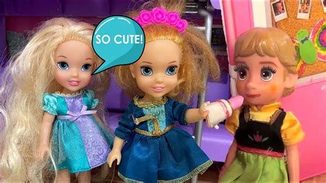 Elsia And Annia Are Bored But Have A Great Idea Youtube