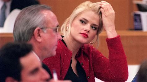 Tragic Details About Anna Nicole Smiths Life