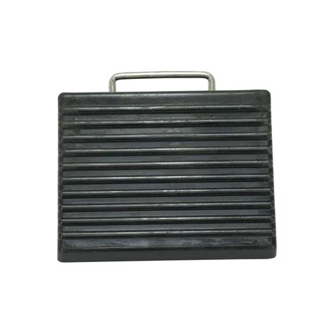 Vestil Molded Rubber Mini Wheel Chock 8 In X 8 In X 4 In Black