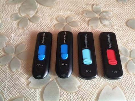 Флешка, USB накопичувач, 4 - 32 Gb: 100 грн. - Внешние накопители ...