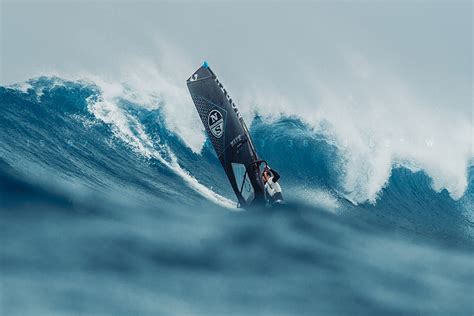 Windsurf MagazineMEET THE WAVE NORTH WINDSURFING S NEW WAVE SAIL