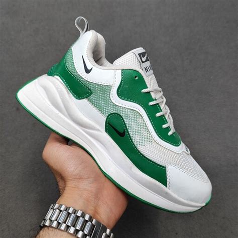 خرید و قیمت حراج نایک دخترانه سفید سبز جدید سایز 37 از غرفه گالری کفش و