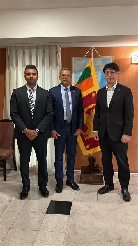 Sri Lanka Embassy Tokyo スリランカ大使館 ජපානයේ ත්‍රිත්ව ව්‍යසන්හිදී මිය ගිය සහ විපතට පත් වූවන් සිහි