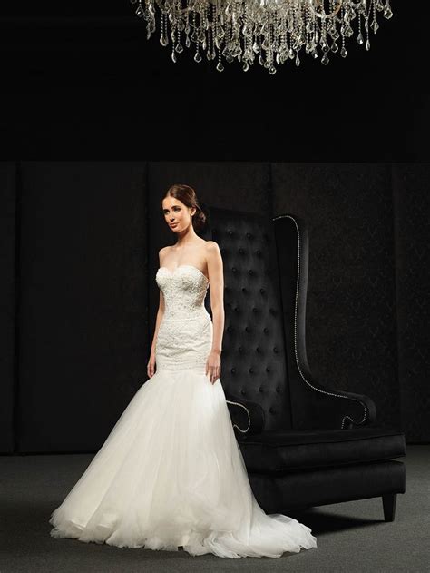 Bella Silhouette Bridal Mermaid Gown