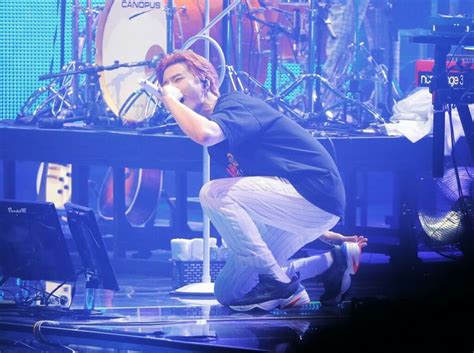 Pin By Meilinda Fifit R Meilinda On Day6 Babe K Day6 Concert Kpop