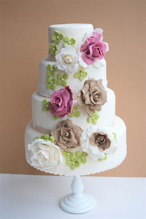 Romantische Deko Für Hochzeitstorte 150 Bilder And Ideen